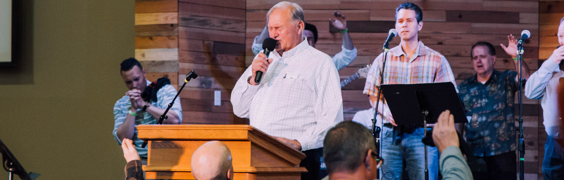 Men’s Ministry – CHRISTIAN LIFE CENTER